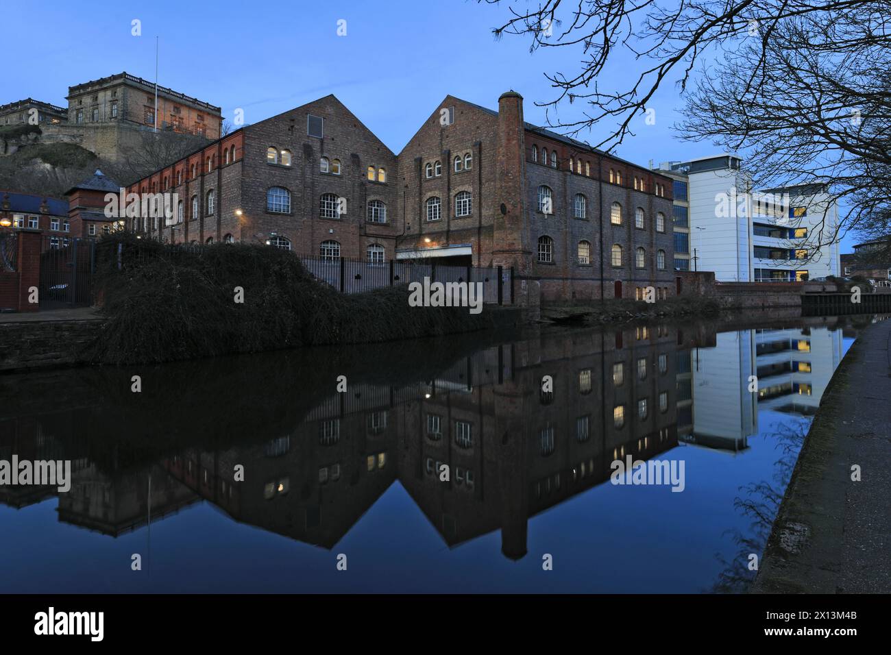 Buildings along the Nottingham and Beeston Canal, Castle Wharf ...