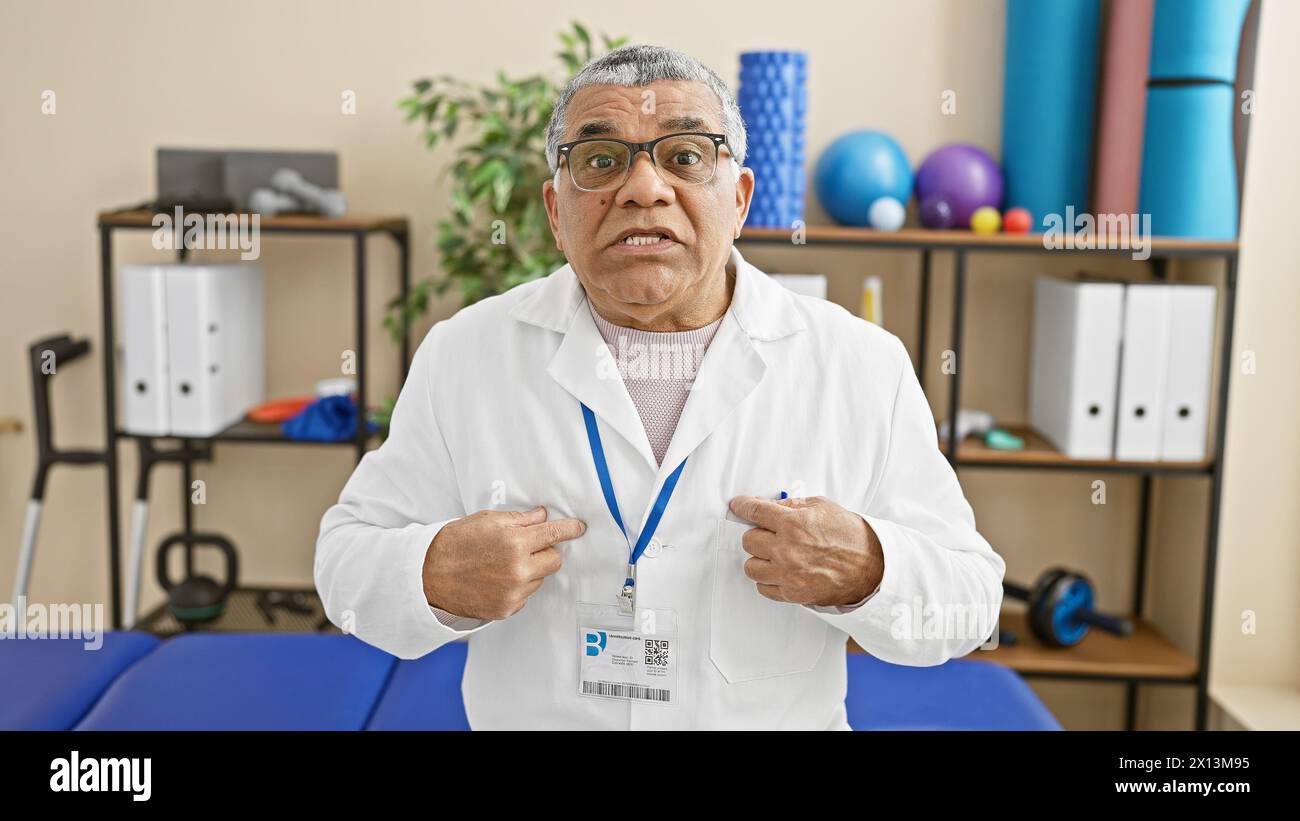 Wearing id badge hi-res stock photography and images - Alamy