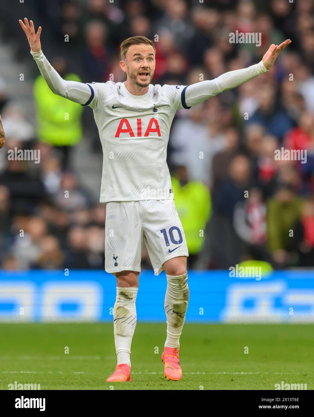 James maddsion hi-res stock photography and images - Alamy