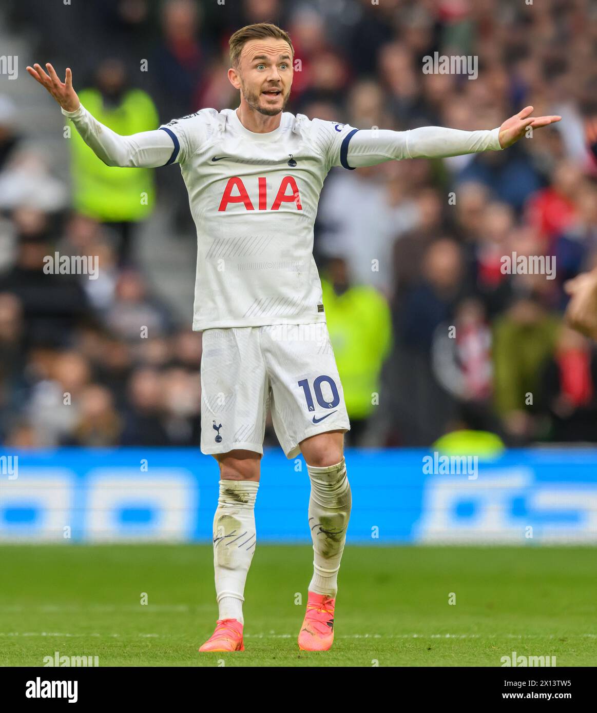 James maddsion hi-res stock photography and images - Alamy