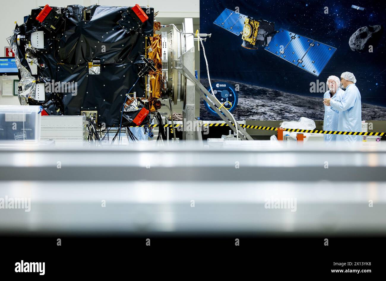 Defensiemissie hi-res stock photography and images - Alamy