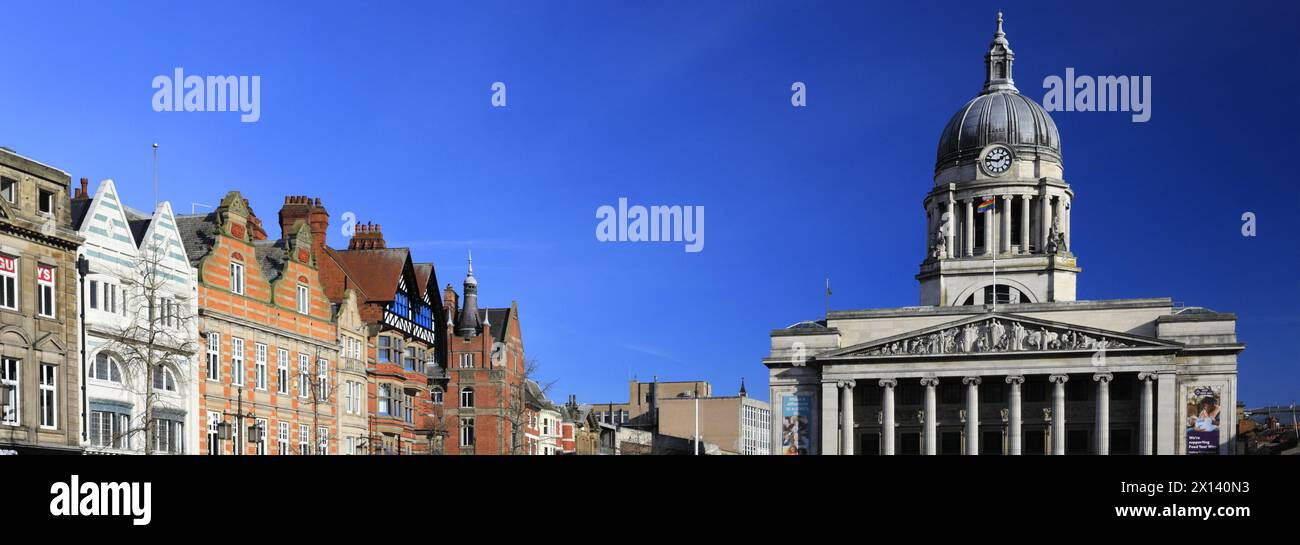The Council House building, Old Market Square, Nottingham city centre ...