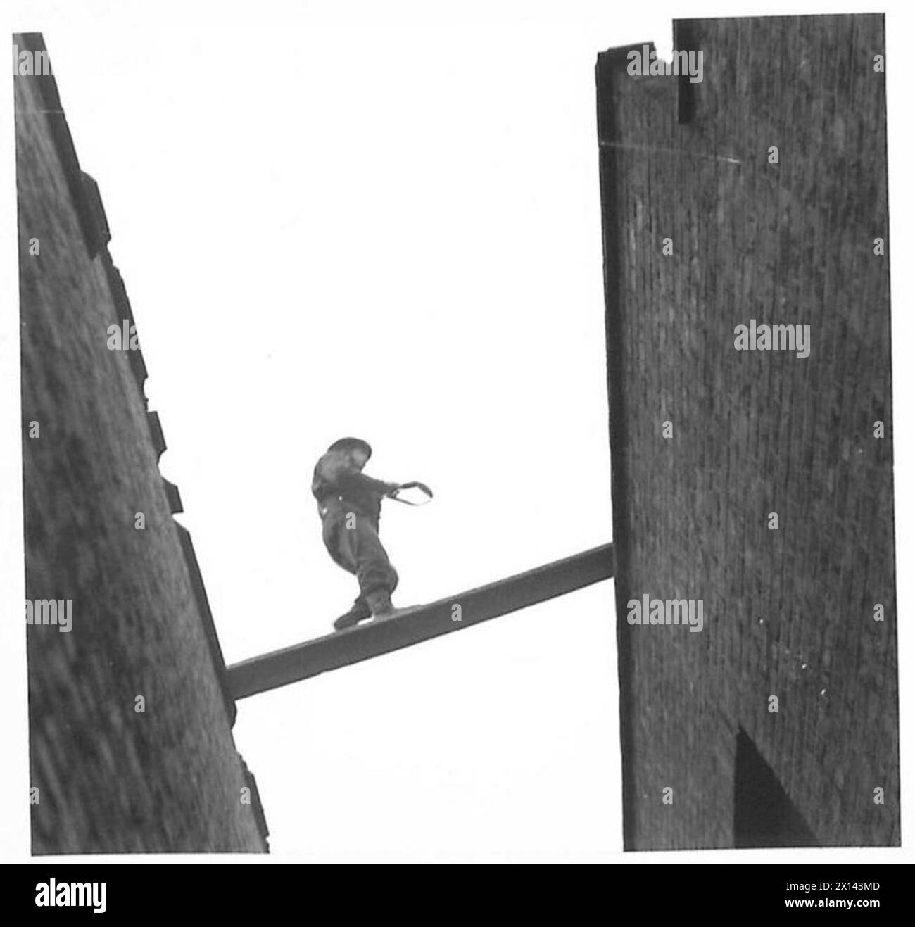 ARMY PHYSICAL TRAINING CORPS PERSONNEL GO THROUGH A TOUGHENING ...