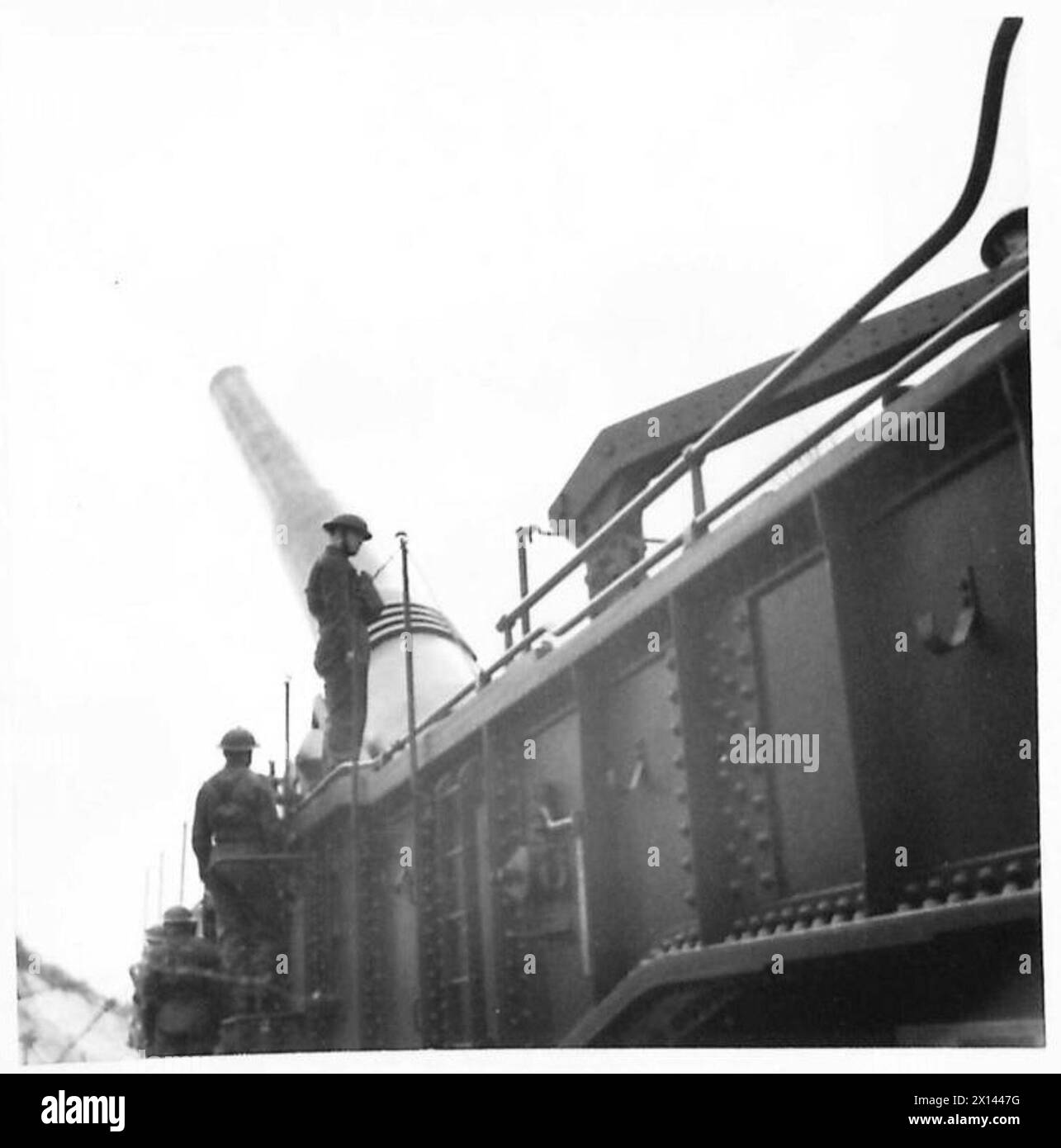 A VERY LARGE RAILING MOUNTING GUN - A rear view of the gun British Army ...