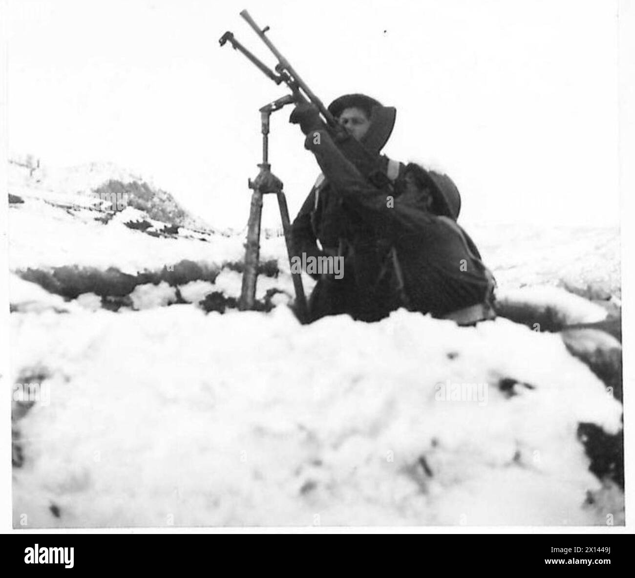 THE POLISH ARMY IN THE ITALIAN CAMPAIGN, 1943-1945 - A Bren machine gun ...