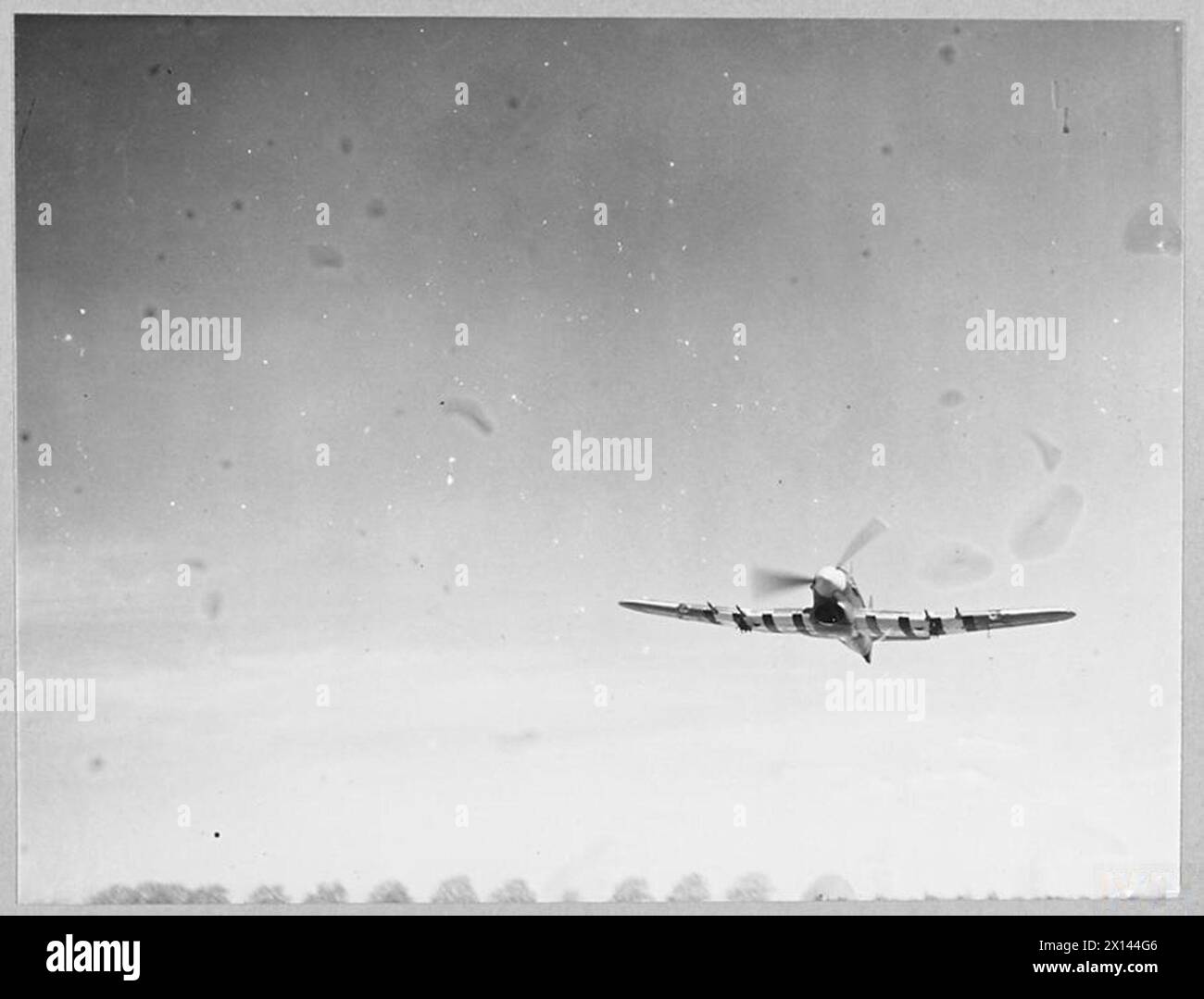 THE TYPHOON FIGHTER - 9284 A Typhoon shows its teeth in flight Royal ...