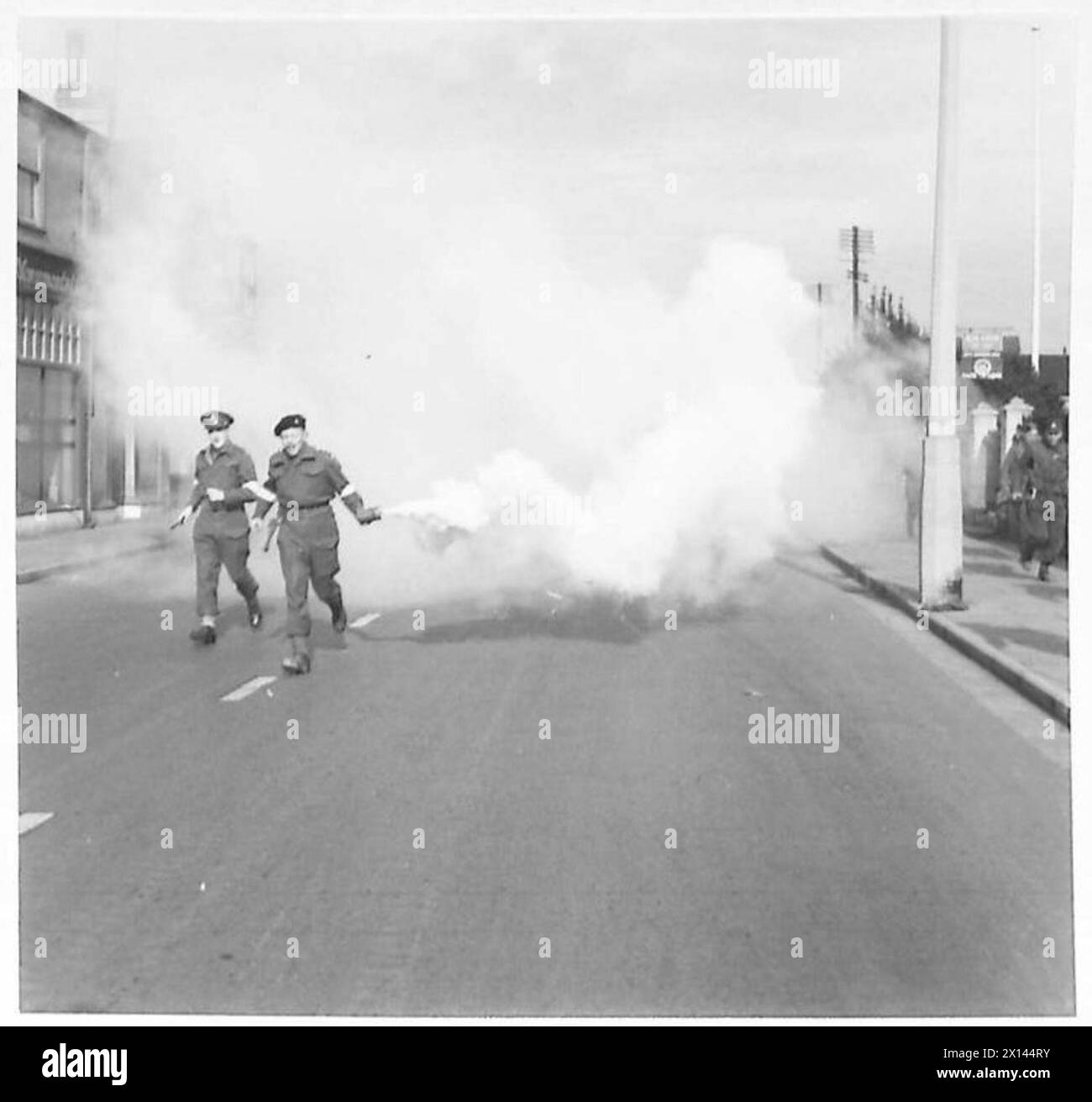 LARGE SCALE INVASION EXERCISE IN SOUTHERN COMMAND - Officers lay a ...