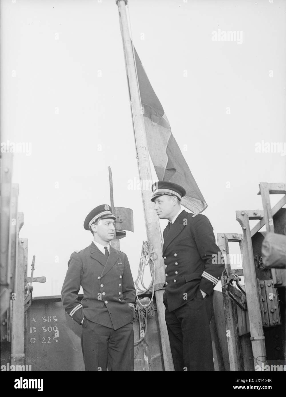 FREE FRENCH CORVETTE ROSELYS RAMS U-BOAT. 31 JANUARY 1942, ON BOARD THE ...