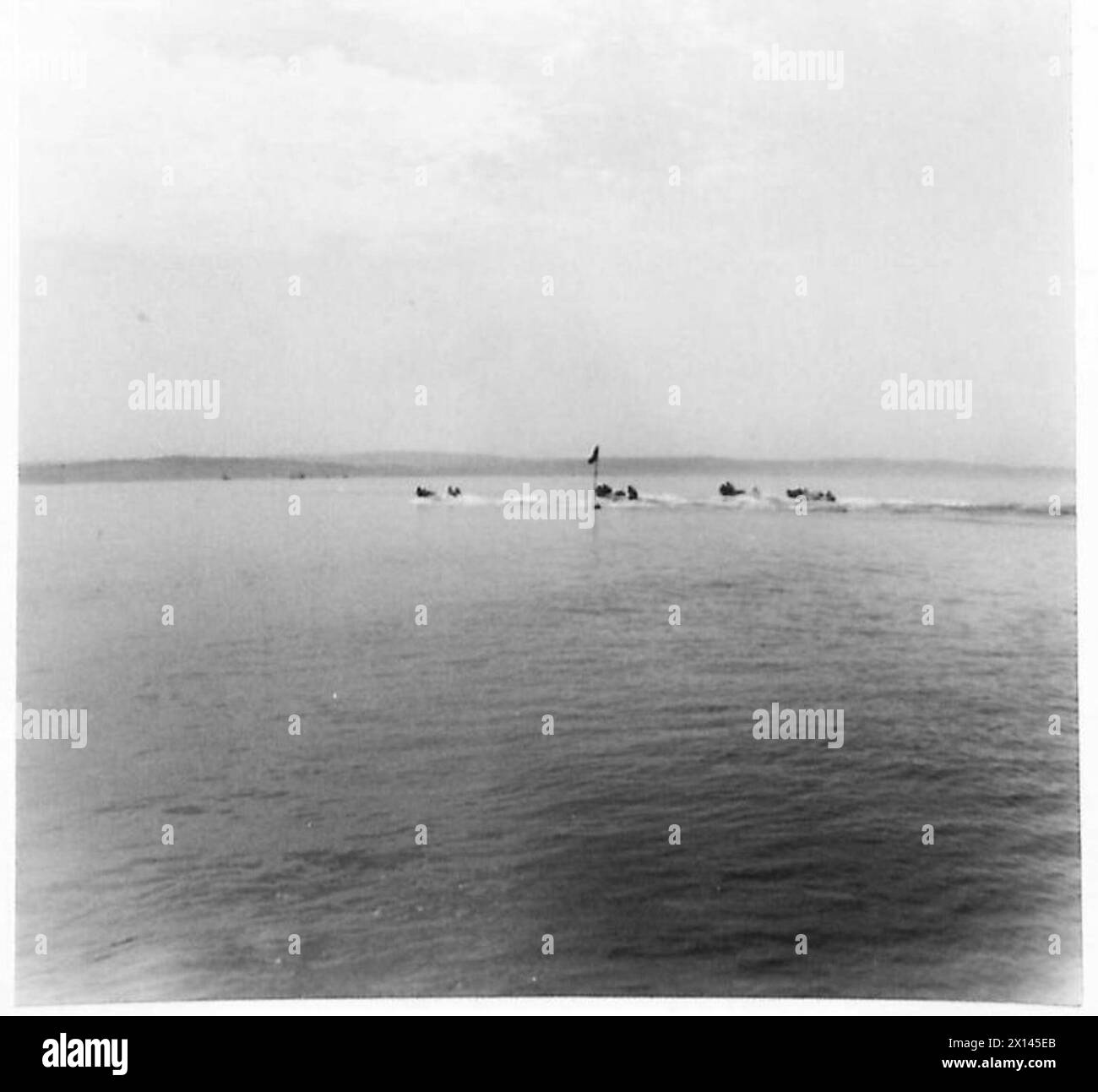 Speedboat race Black and White Stock Photos & Images - Alamy