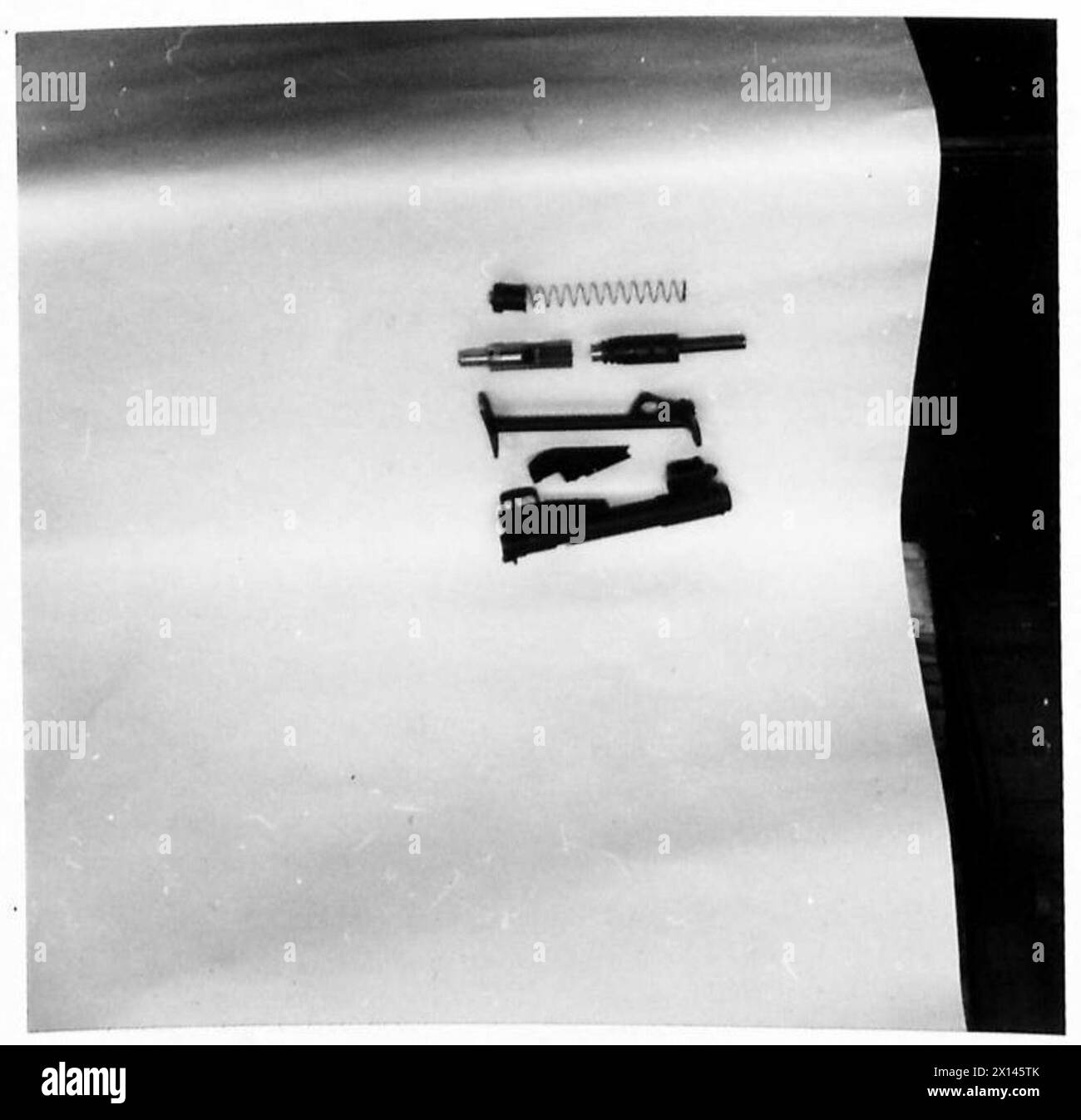 "STEN GUN" - The gun stripped , British Army Stock Photo - Alamy