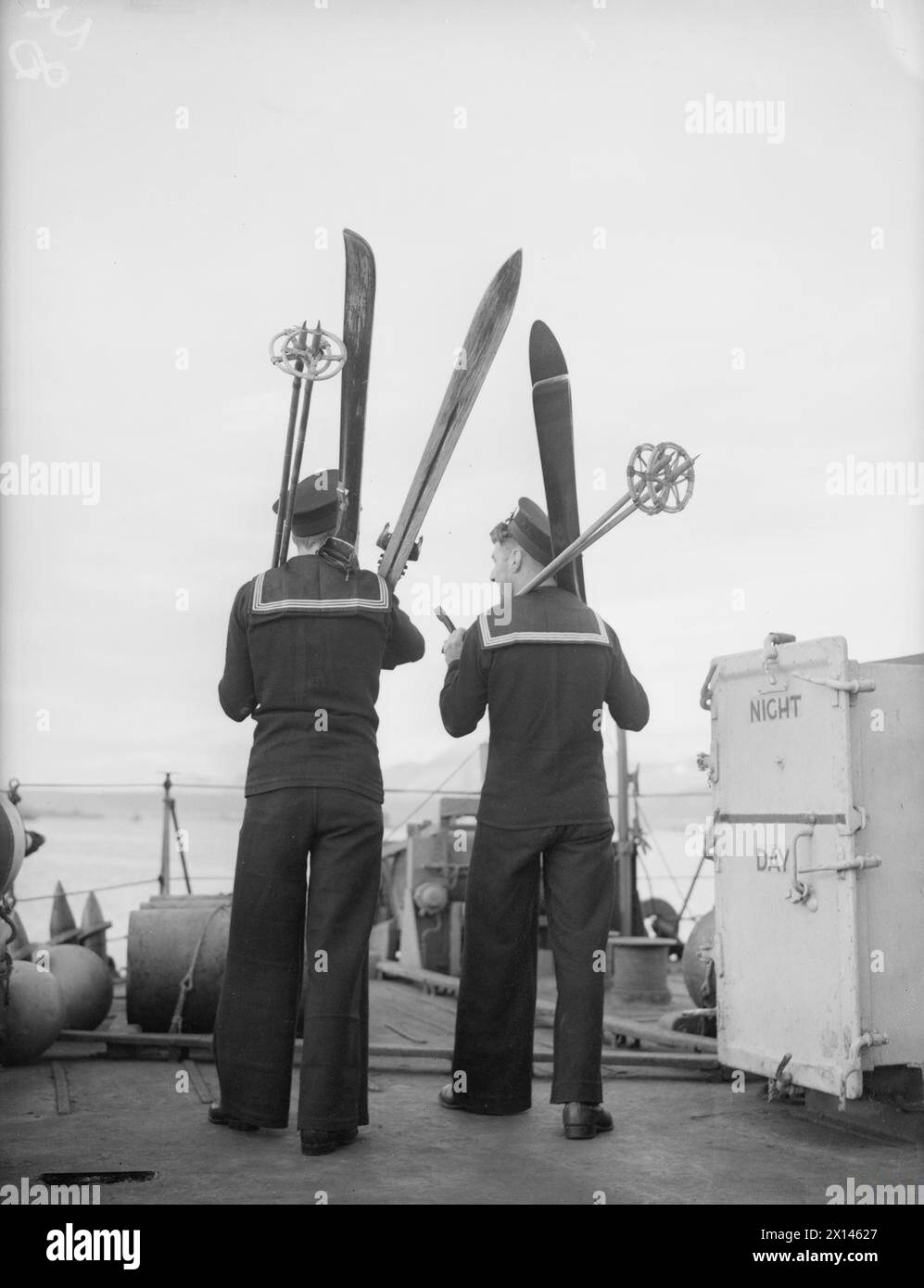 ON BOARD HMS ASHANTI AT HVALFJORD, ICELAND. 10 TO 22 NOVEMBER 1941, ON ...