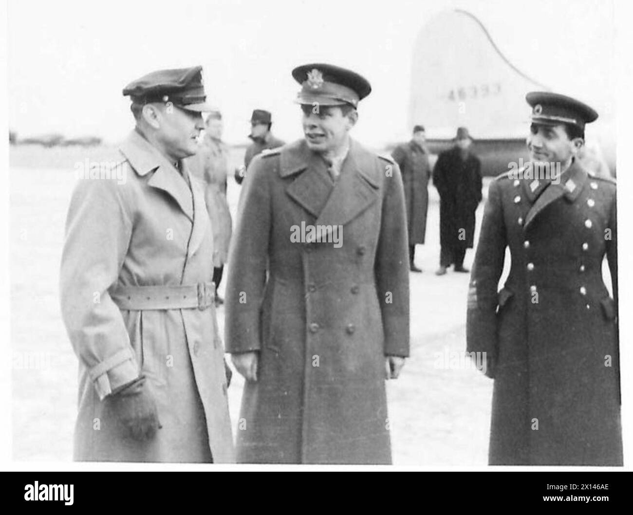 YUGOSLAVIA : GENERAL EAKER VISITS BELGRADE - General Eaker with Colonel ...