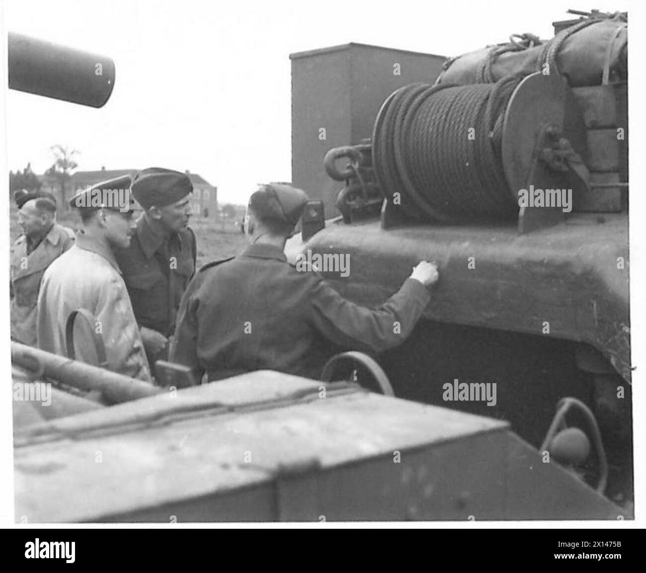 EXPERIMENTAL TANK RECOVERY SECTION ABORFIELD - Wire hawser on rear of ...