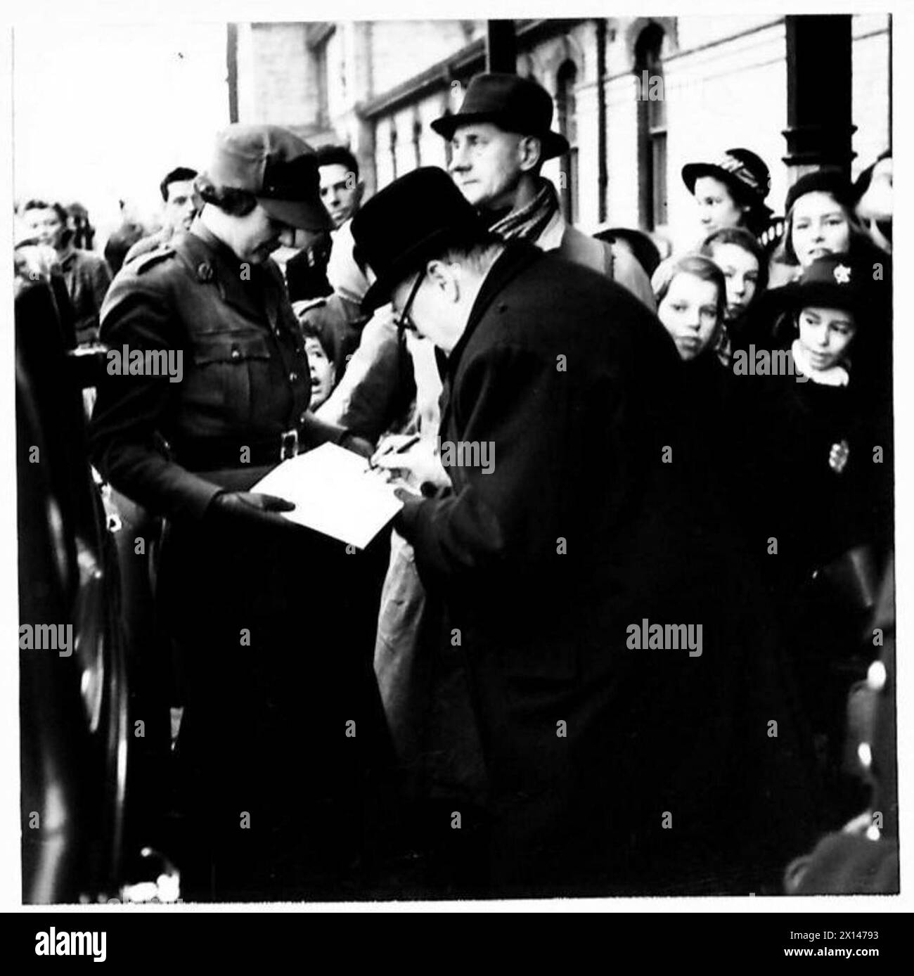 Log keeping hi-res stock photography and images - Alamy