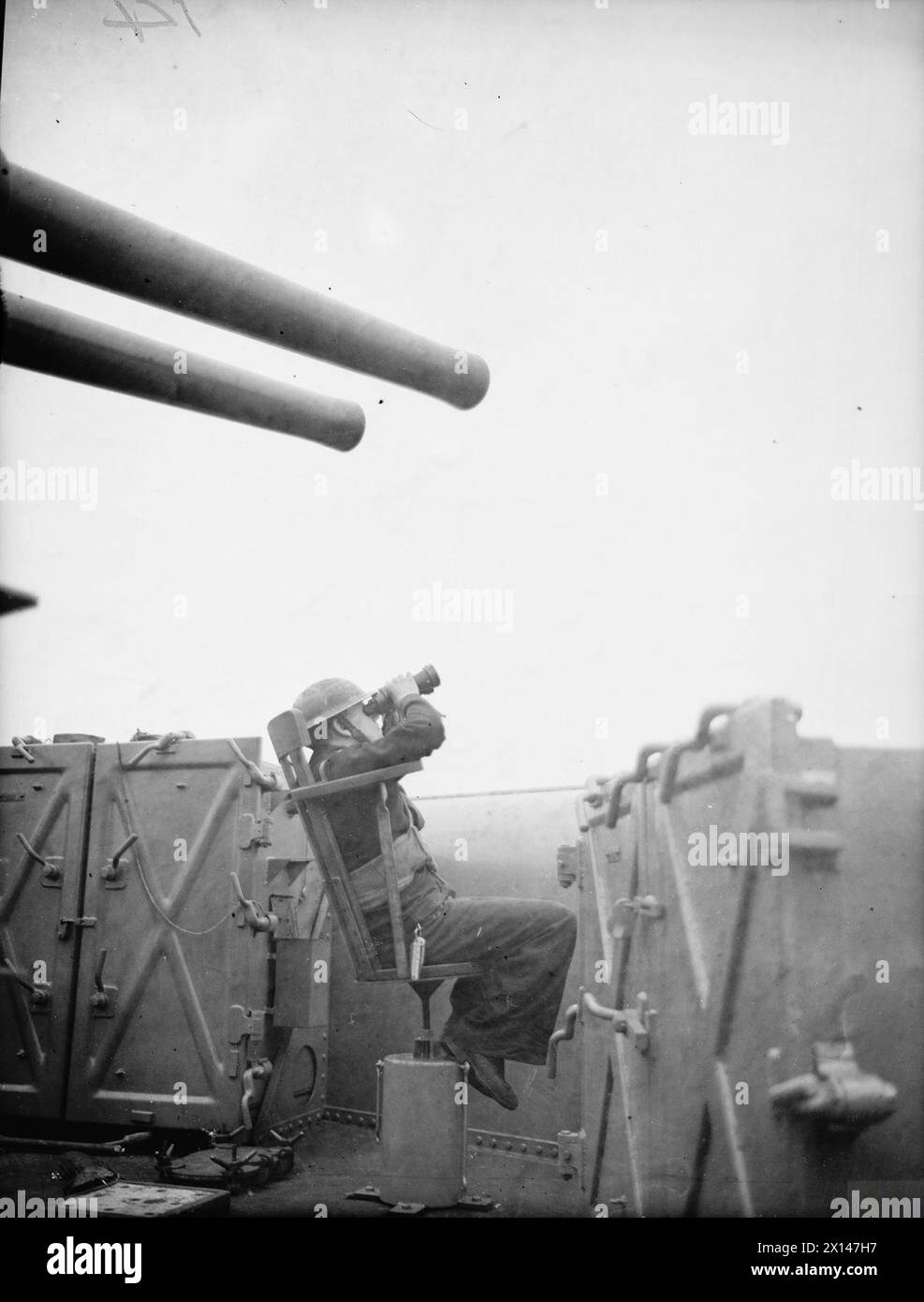 ON BOARD A DESTROYER ON ESCORT DUTY. OCTOBER 1940, ON BOARD THE ...