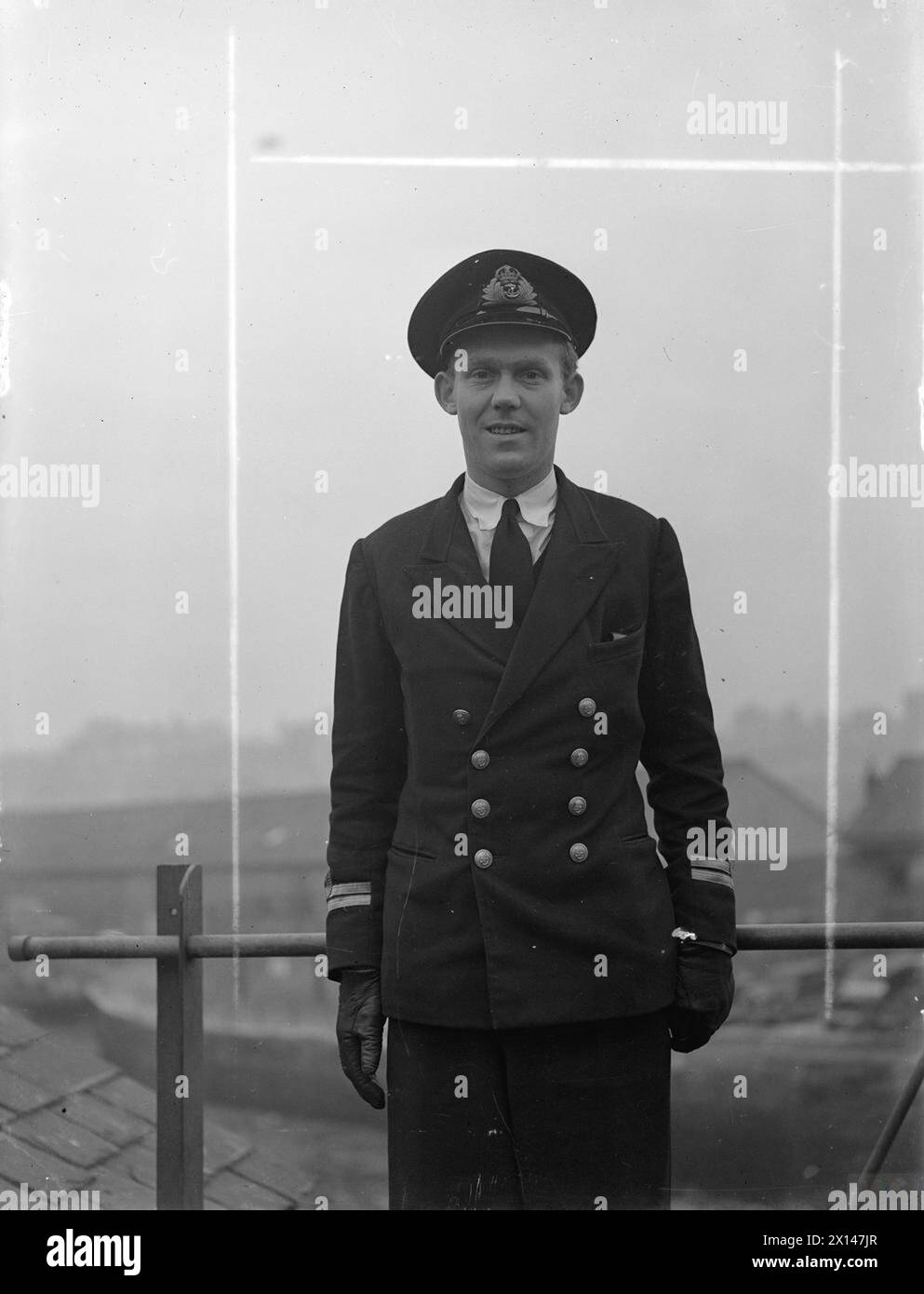 SUBMARINE OFFICERS. 7 FEBRUARY 1944, PLYMOUTH. - Lieut N R Wood, RN ...
