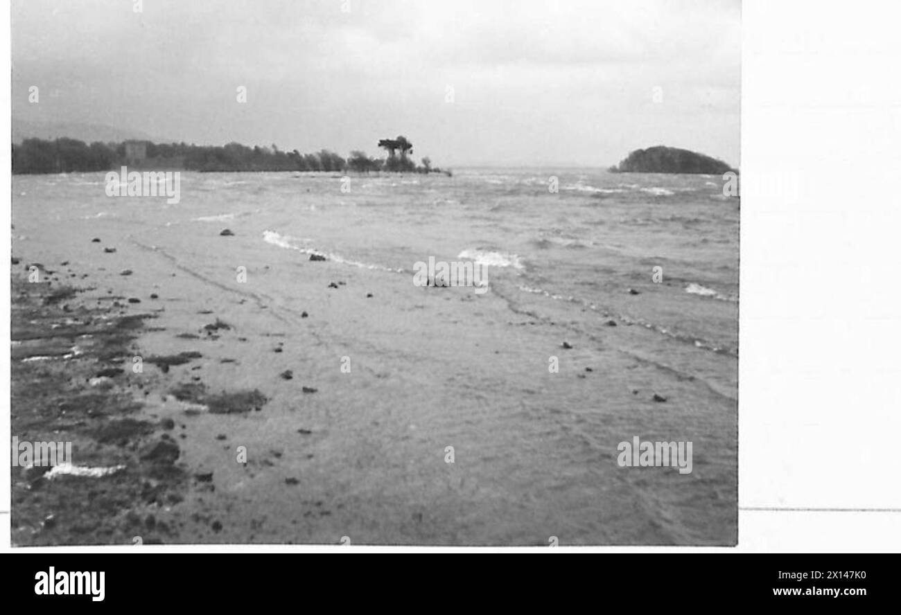 SCOTTISH REGIMENTAL SERIES - The Black Watch (The Royal Highland ...