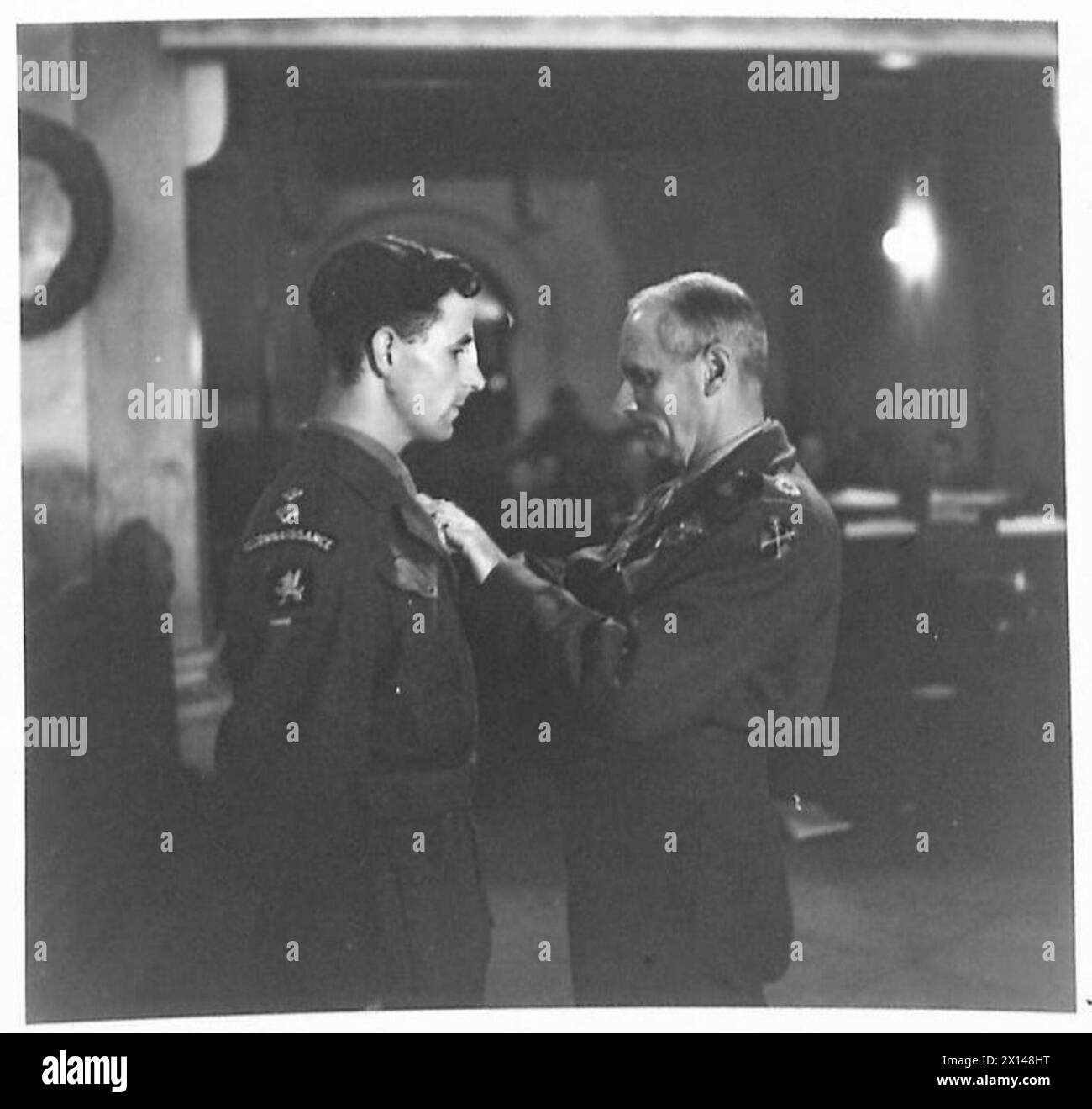 THE MILITARY CROSS - Lieutenant P. Lavery 43rd Reconnaissance Regiment ...