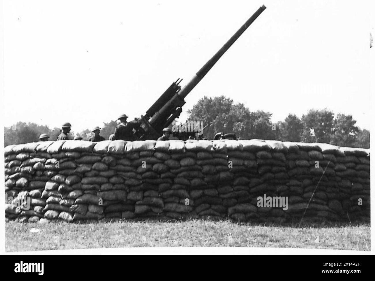 Anti aircraft defence of london hi-res stock photography and images - Alamy