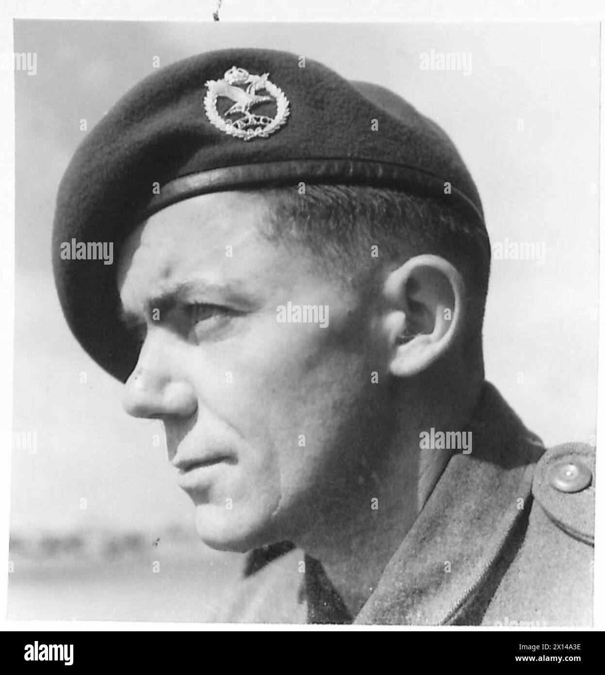 Paratroops army air corps hi-res stock photography and images - Alamy