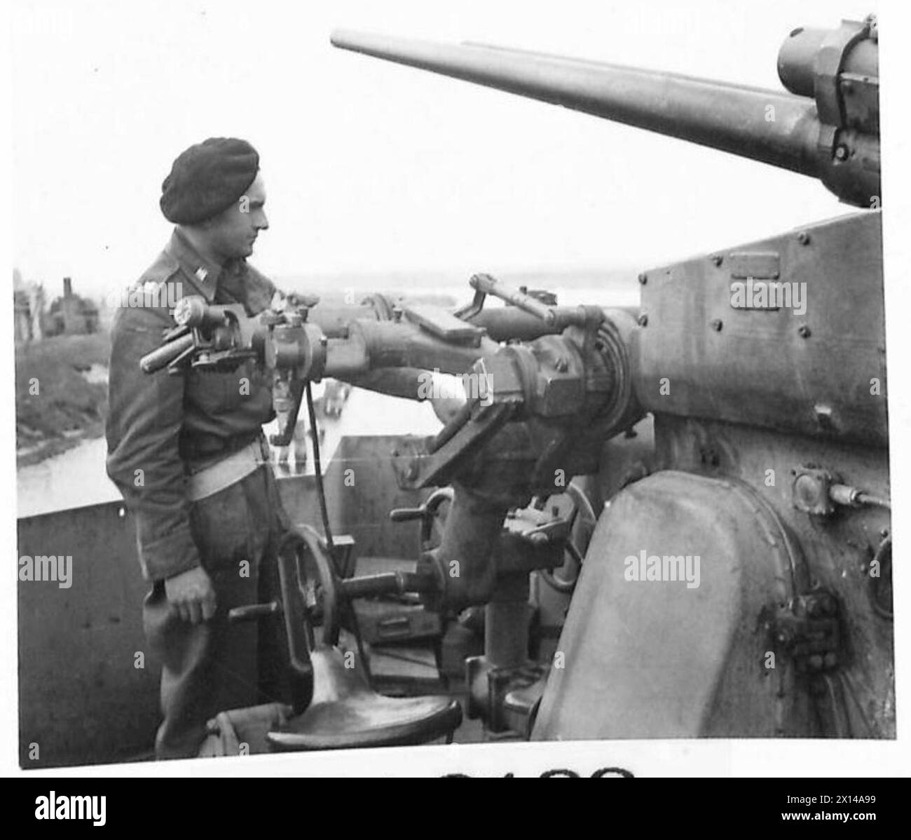 "DESERT RATS" ON THE KAISER WILHELM CANAL - From the gun turret of one ...