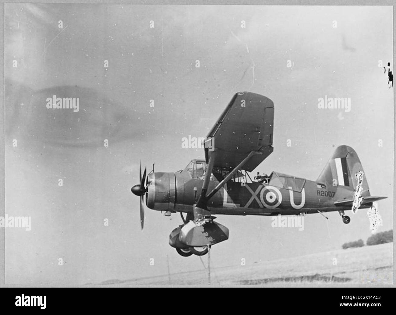 EYES OF THE ARMY - [1174] The grappling hook beneath the aircraft picks ...