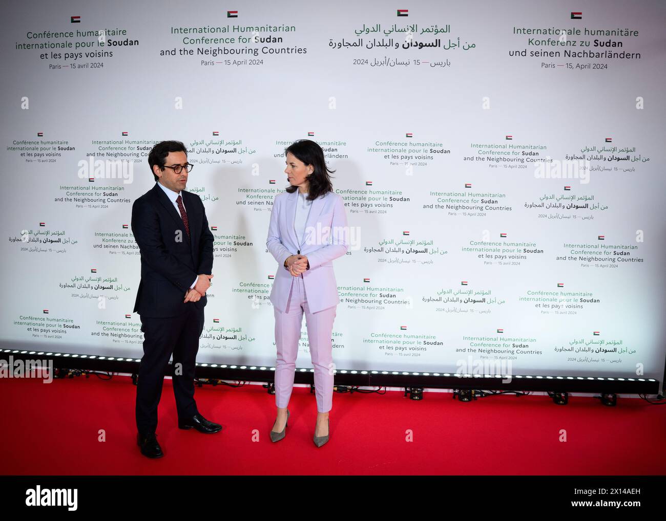 Paris, France. 15th Apr, 2024. Annalena Baerbock (r, Alliance 90/The ...