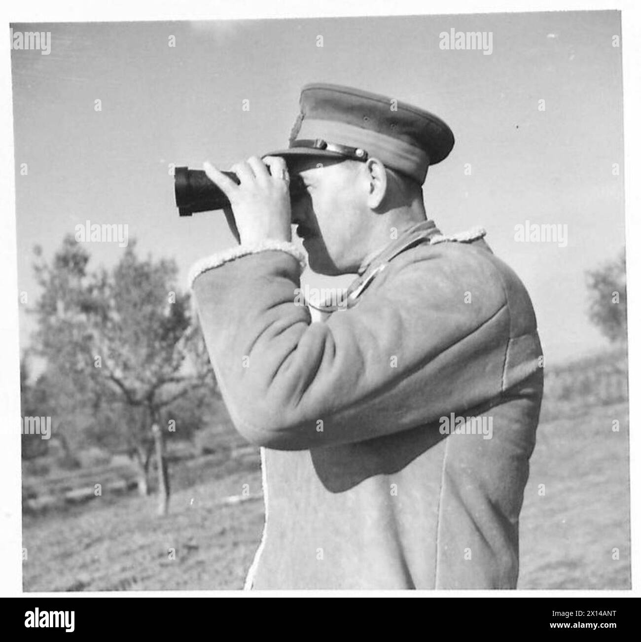 NEW PICTURES OF THE 8TH ARMY COMMANDER - General Sir Oliver Leese ...