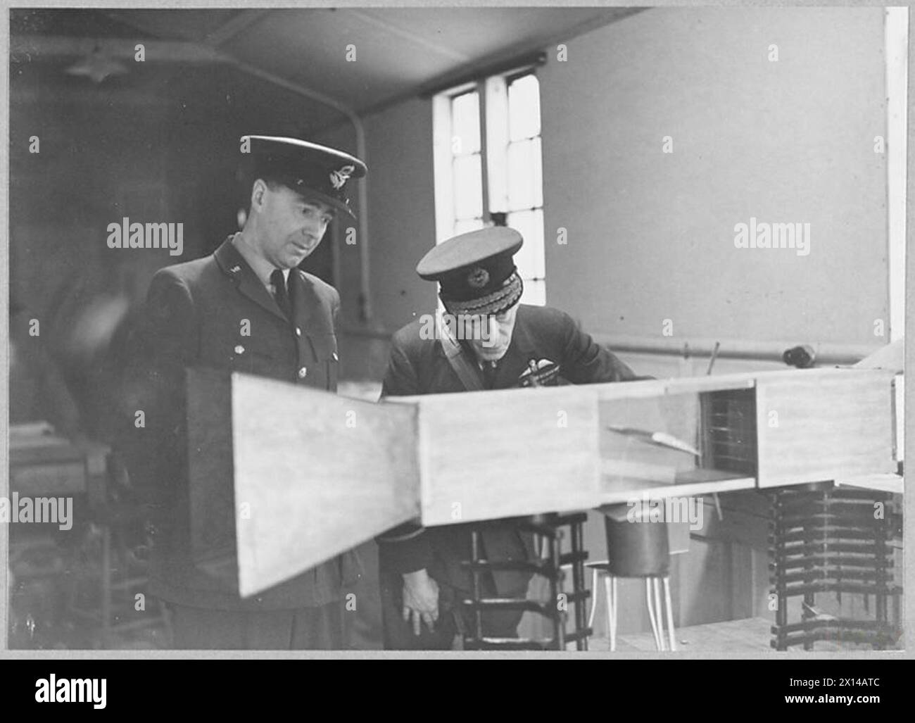 A.T.C. CHIEF AND STOWE SCHOOL CADETS - Air Commodore Chamier ...