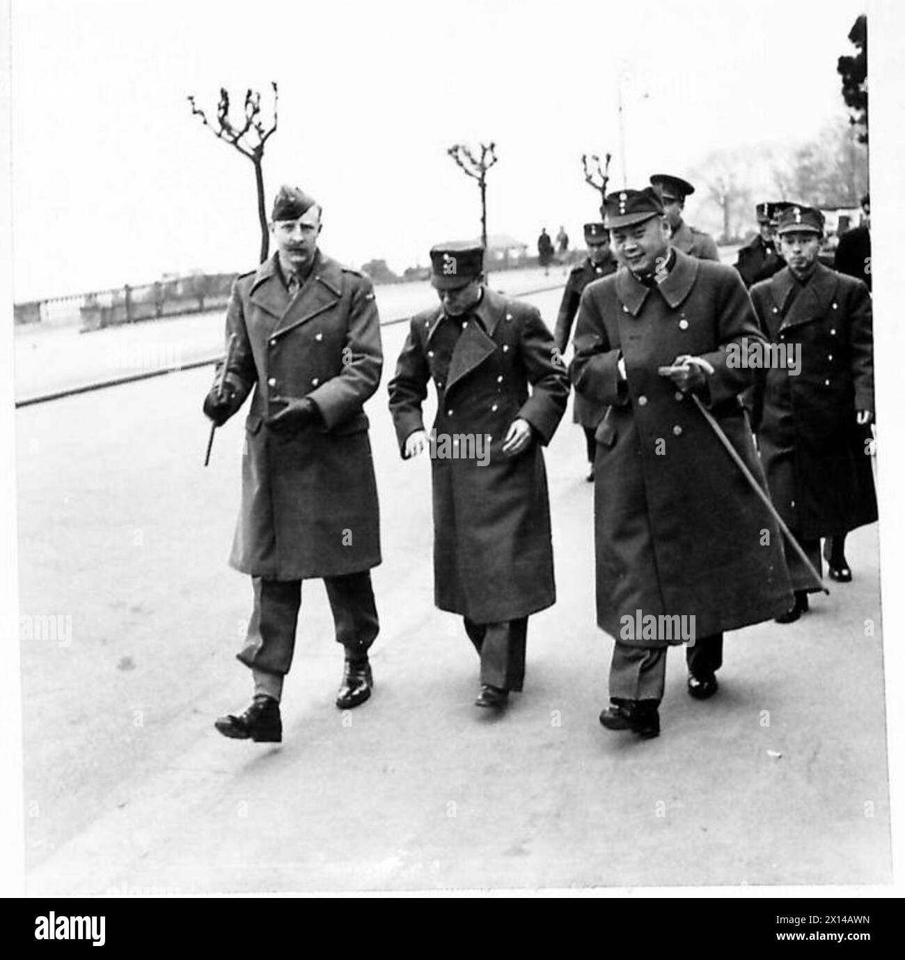 CHINESE MILITARY MISSION VISIT R.A.S.C. OFFICERS TRAINING SCHOOL ...