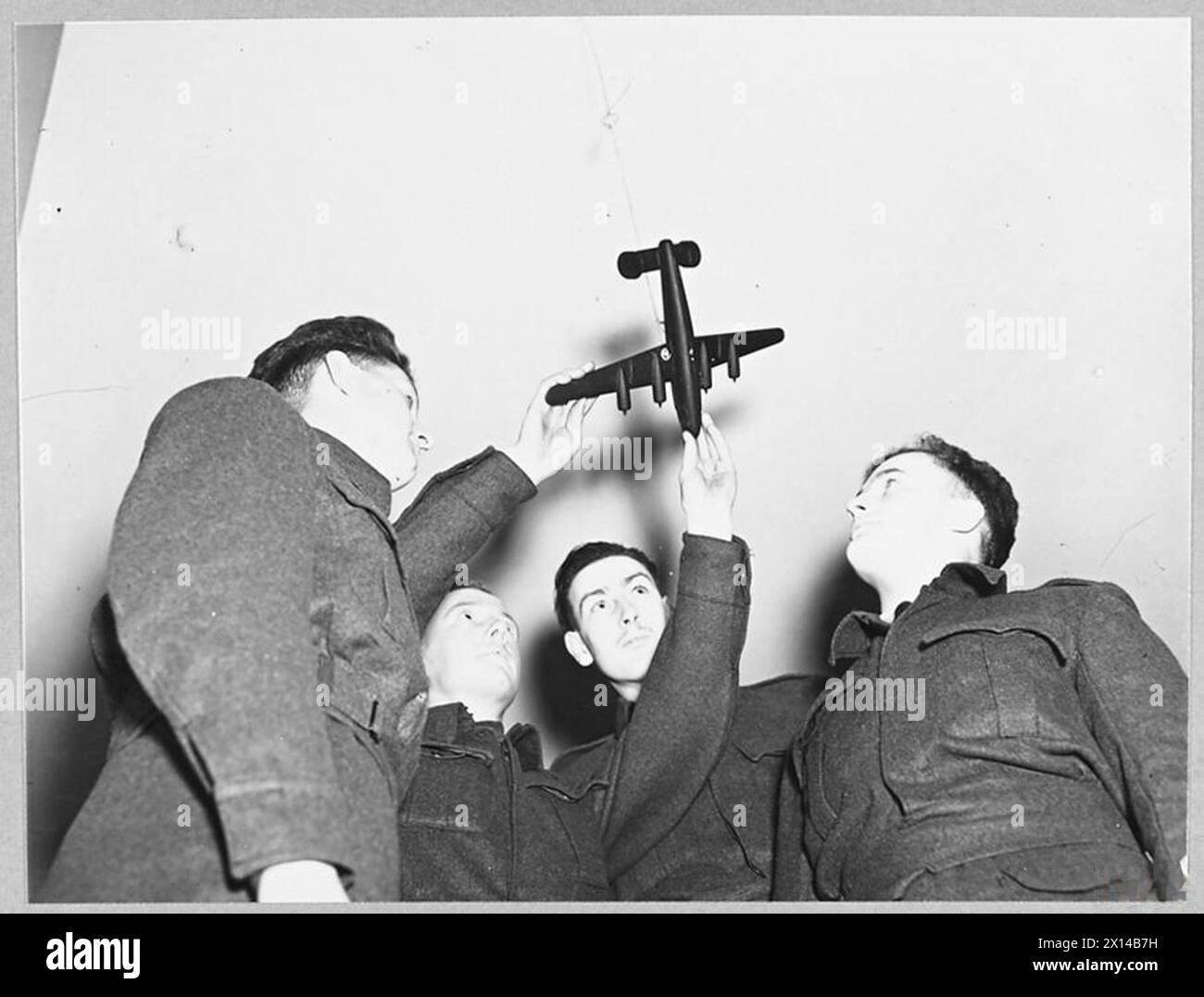 R.A.F. PILOT PUPILS TAKE THEIR FIRST STEPS AT ANELEMENTARY FLYING ...