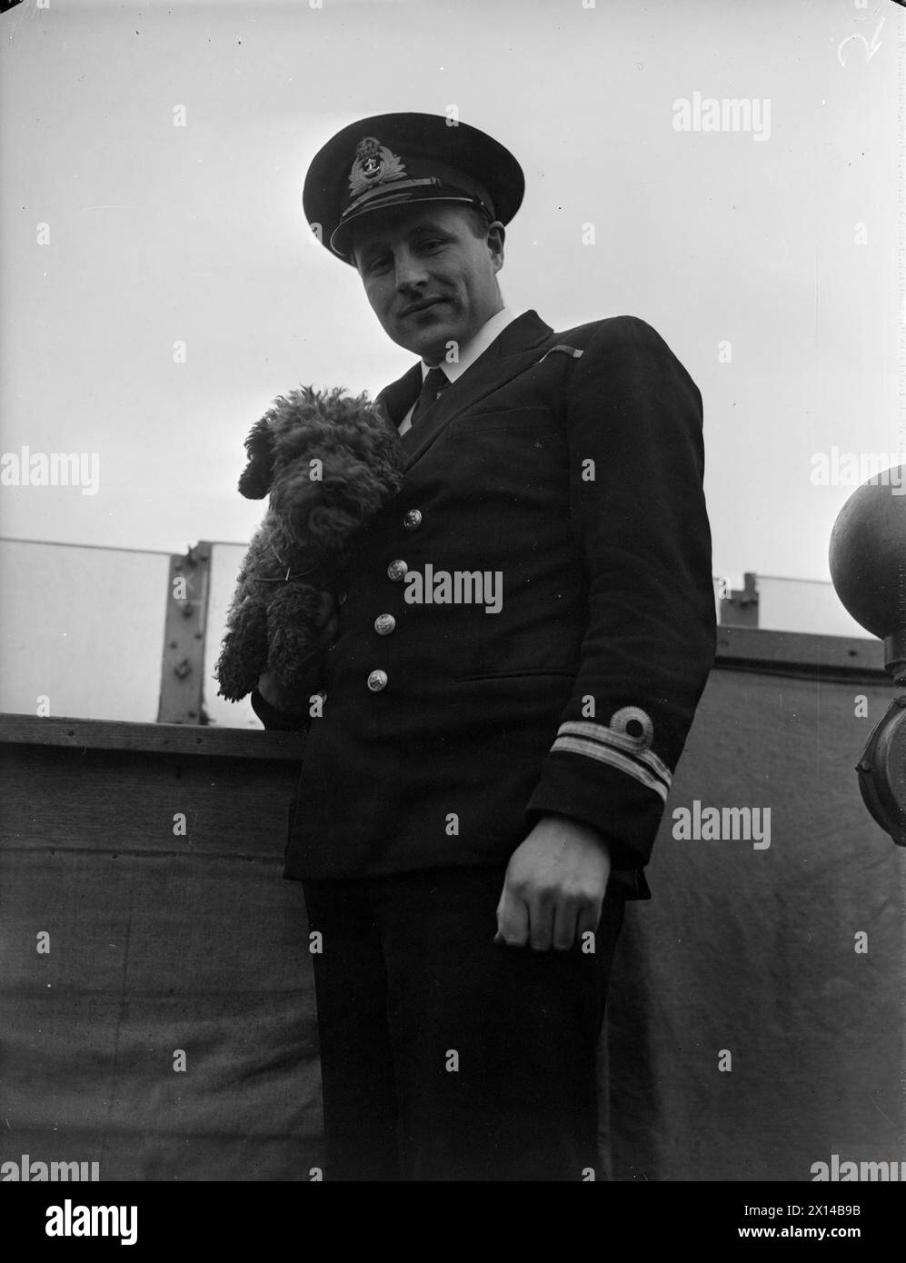 MEN OF THE DESTROYER HMS DUNCAN. 15 DECEMBER 1943, ROYAL ALBERT DOCKS ...