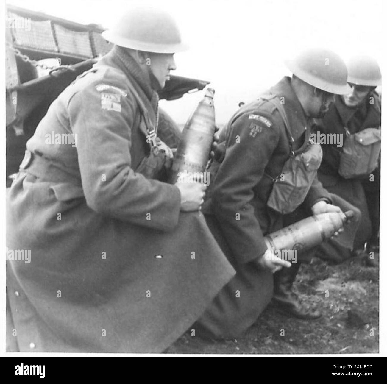 HOME GUARD FIELD ARTILLERY - Ammunition numbers on a 4.5 Howitzer ...