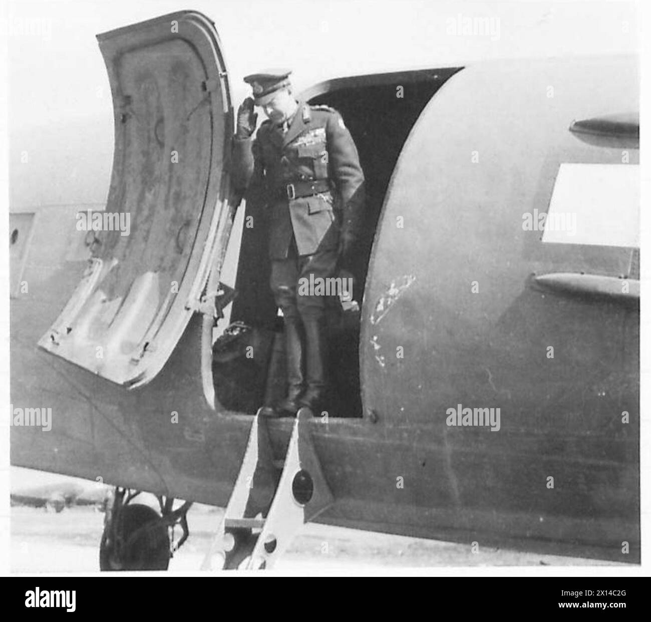 FIELD MARSHAL ALEXANDER IN BELGRADE - Field Marshal Alexander salutes ...