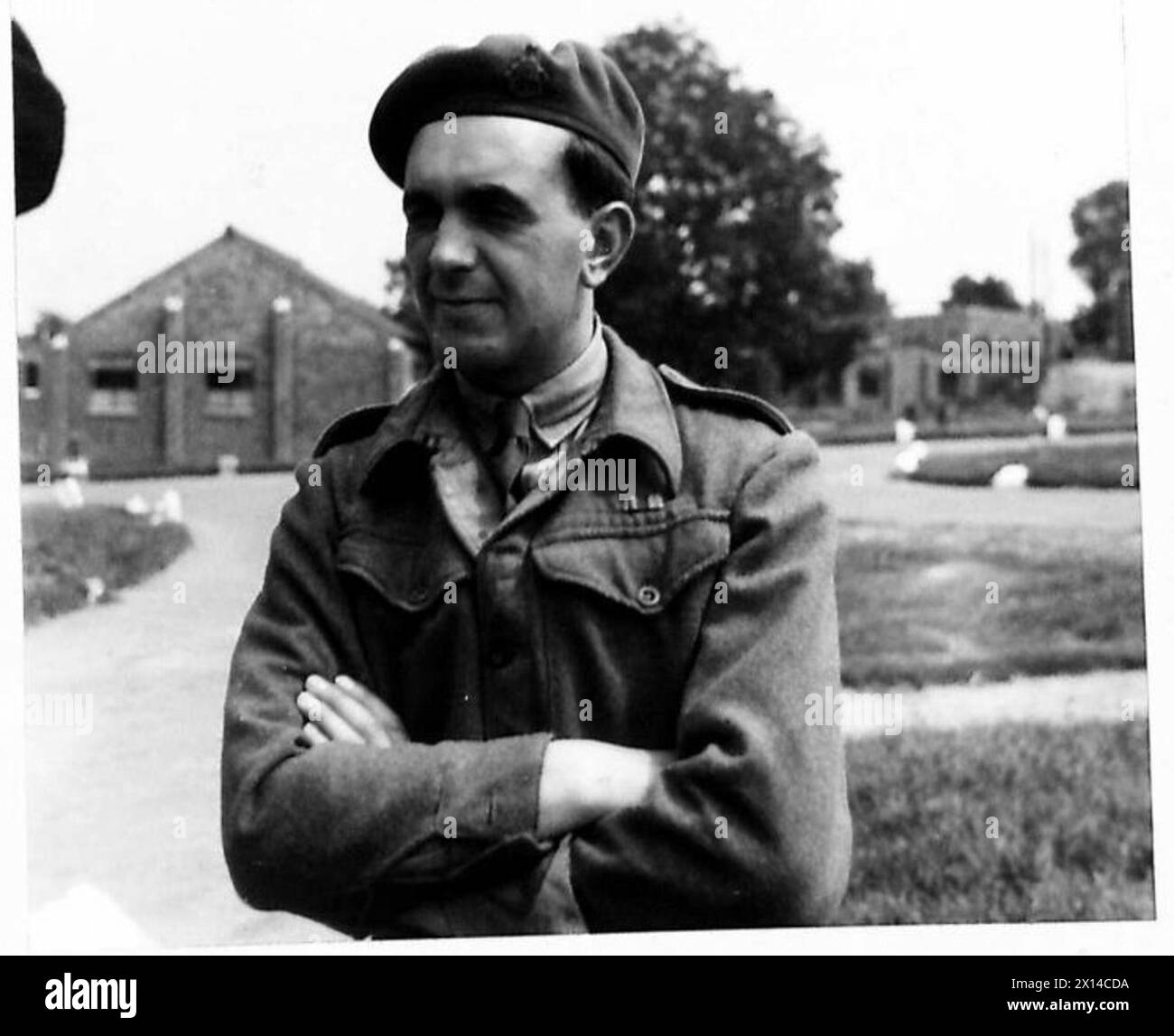 A SCHOOL OF INFANTRY - Major Victor Burgess - Instructor British Army ...