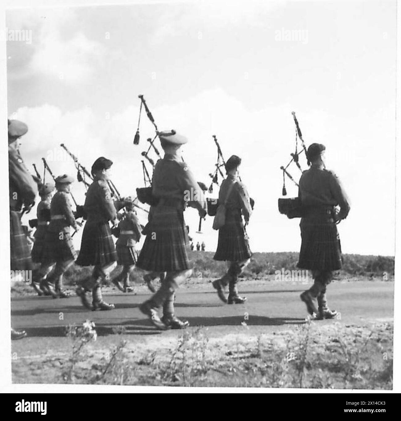HIGHLAND PIPERS ON A ROUTE MARCH - The Pipe Band of the Highland Light ...