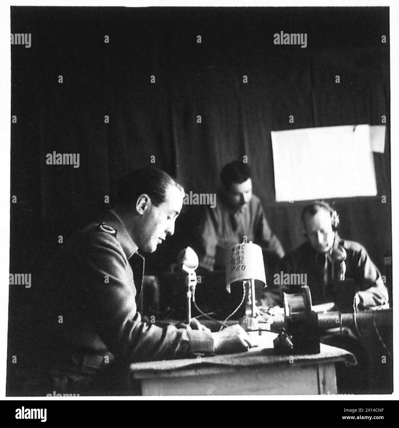 ALLIED RADIO COMMENTATORS IN NORTH AFRICA - Introducing Howard Marshall ...