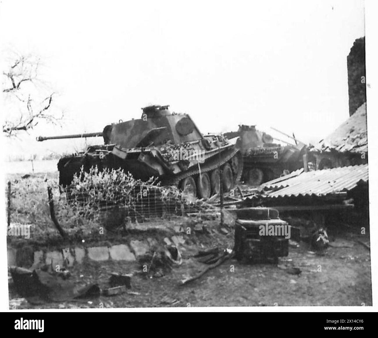 WRECKED GERMAN VEHICLES ETC. - Knocked out Panther tanks British Army ...