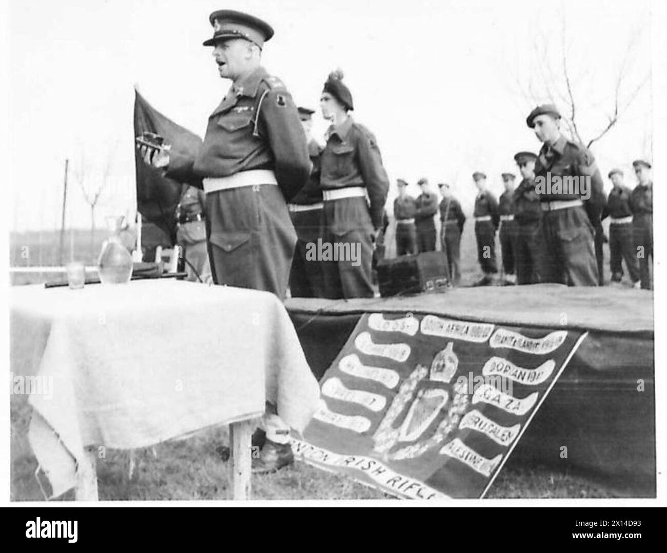 EIGHTH ARMY : L.I.R. CELEBRATE ST.PATRICK'S DAY - Major General ...
