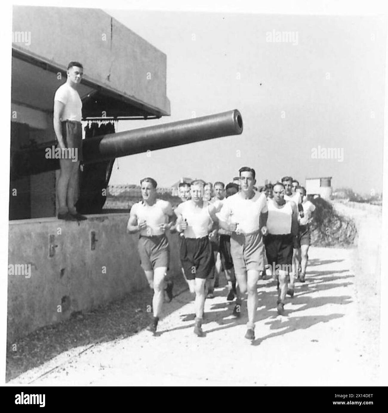 LIFE AT COASTAL DEFENCE BATTERIES - Physical training in progress on ...