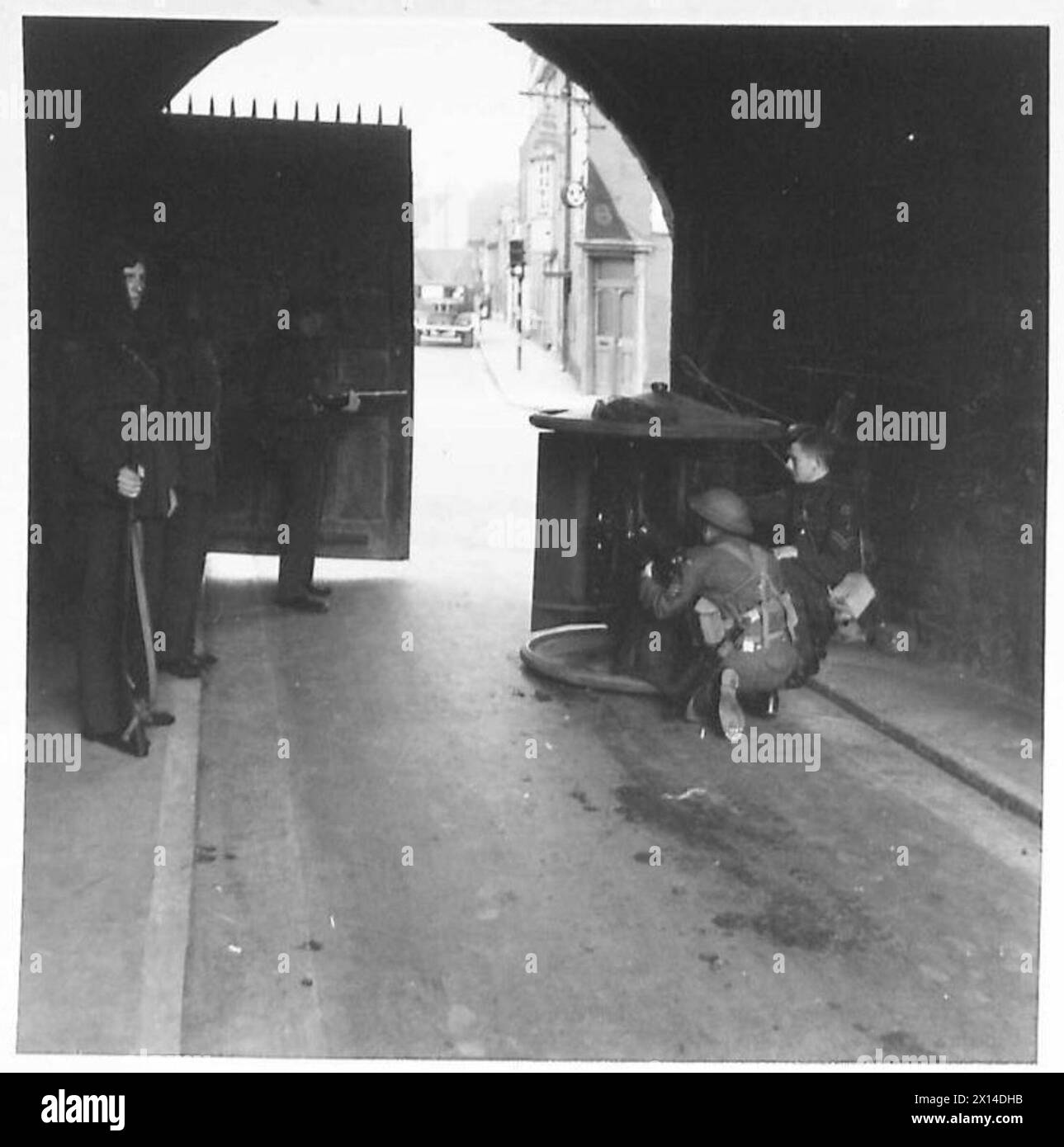 Boys bore hi-res stock photography and images - Alamy