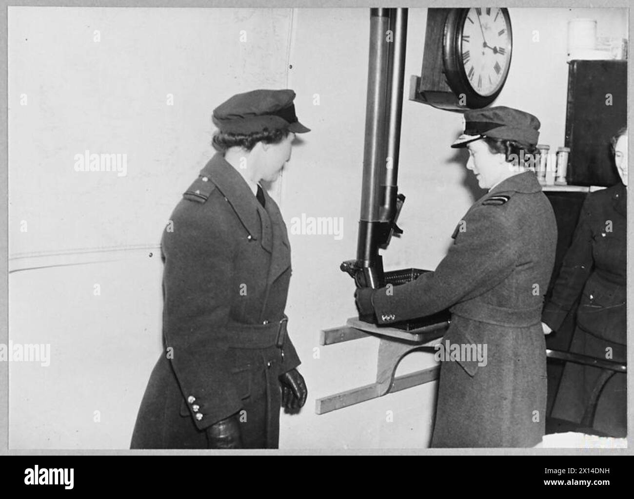 Negative signals training hi-res stock photography and images - Alamy