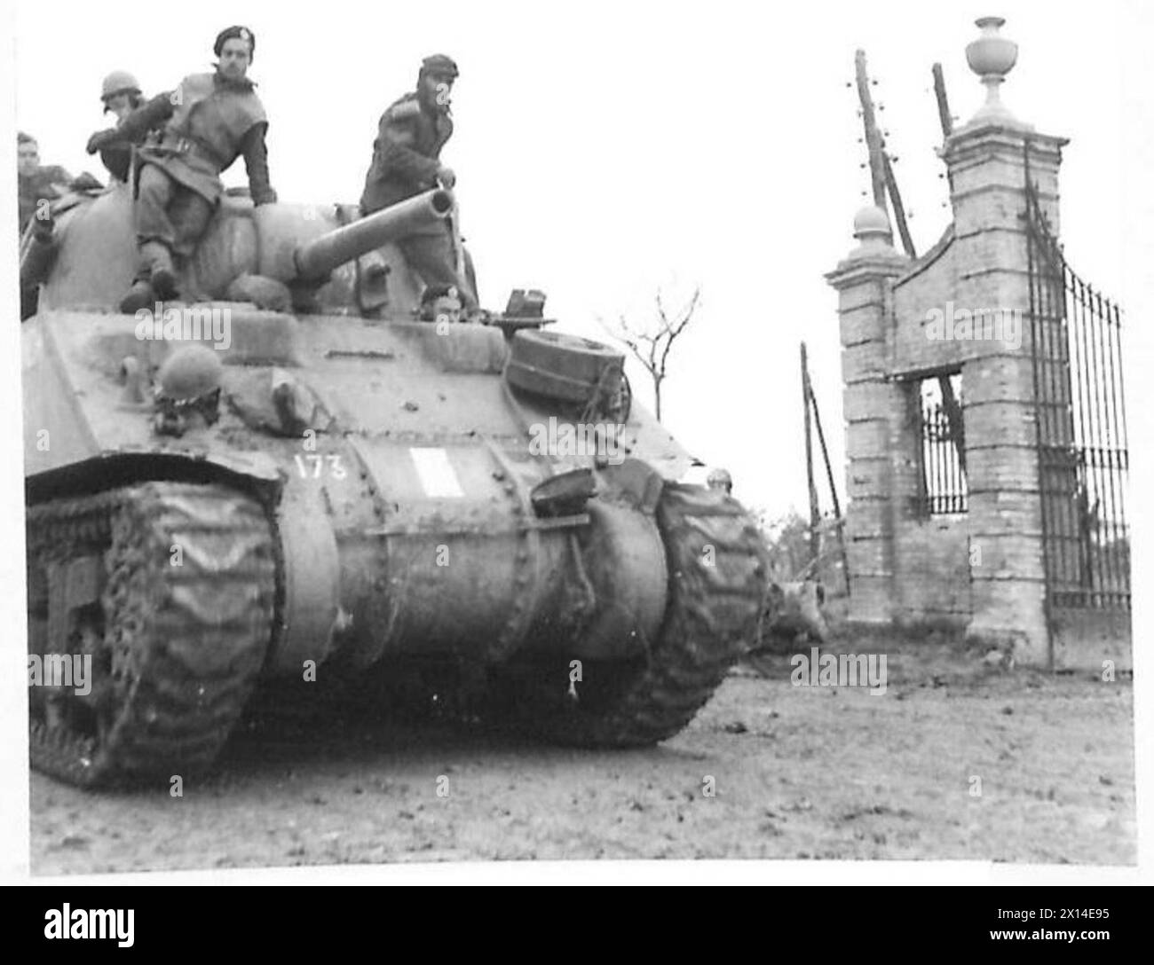 THE BRITISH ARMY IN NORTH AFRICA, SICILY, ITALY, THE BALKANS AND ...
