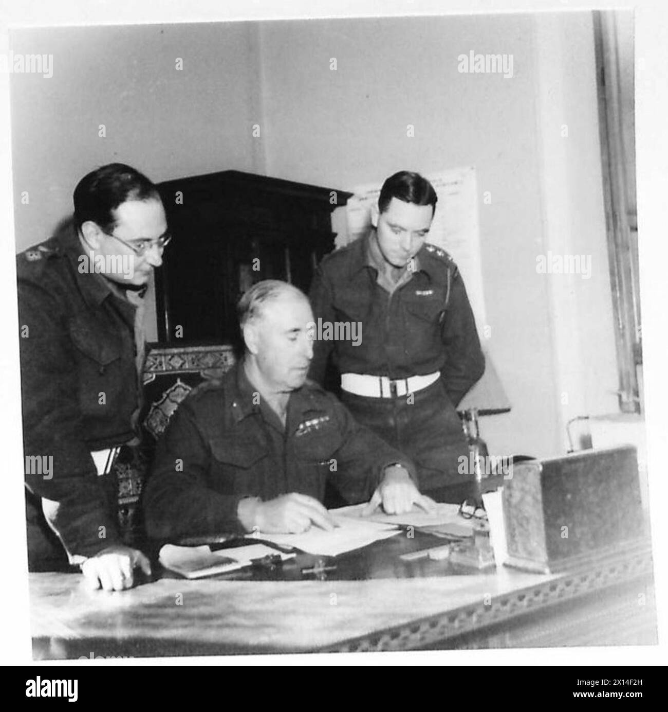 Colonel h j hi-res stock photography and images - Alamy