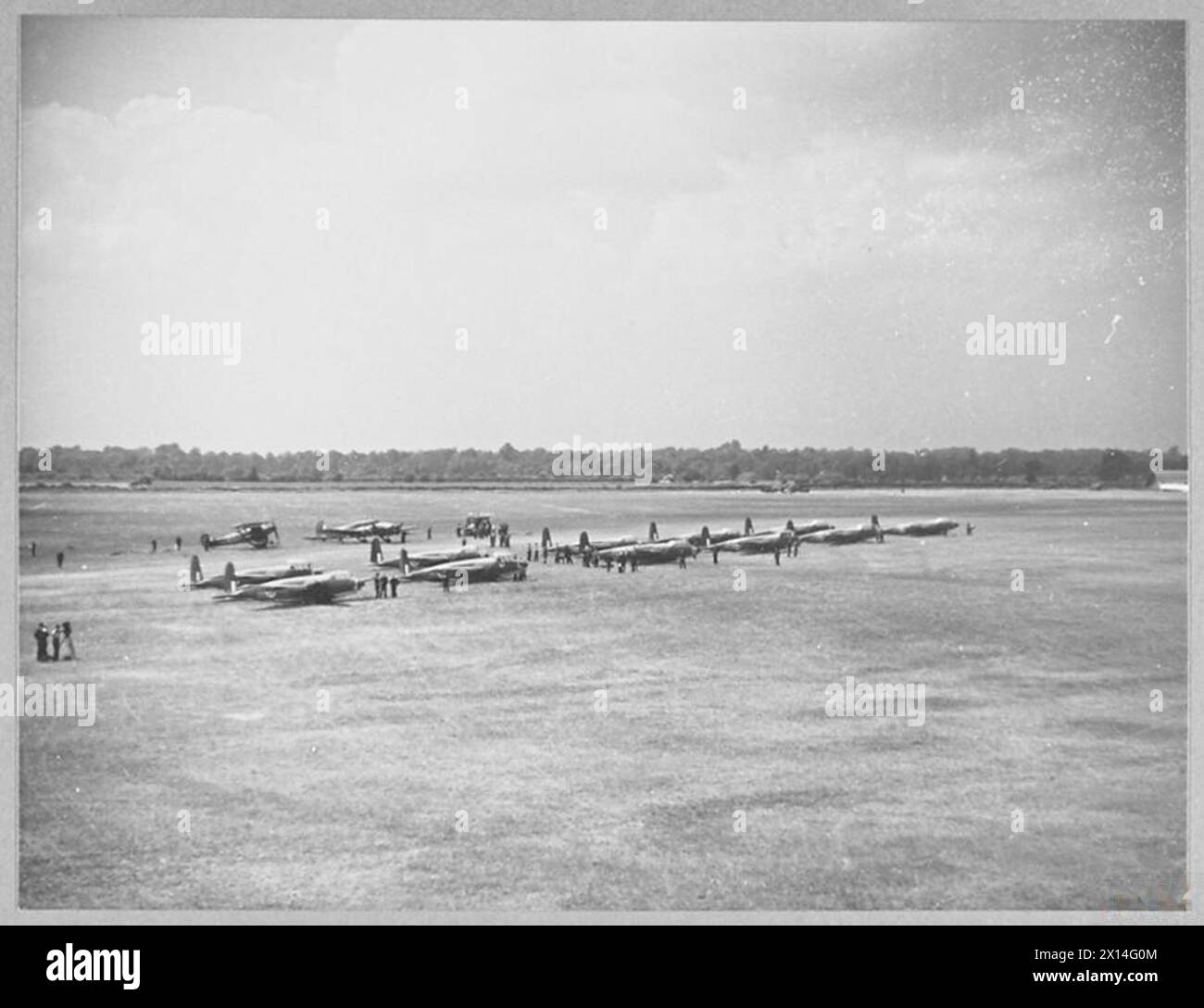 R.A.F. LEARNS ENGINE-LESS FLIGHT - At an R.A.F. Glider Training School ...