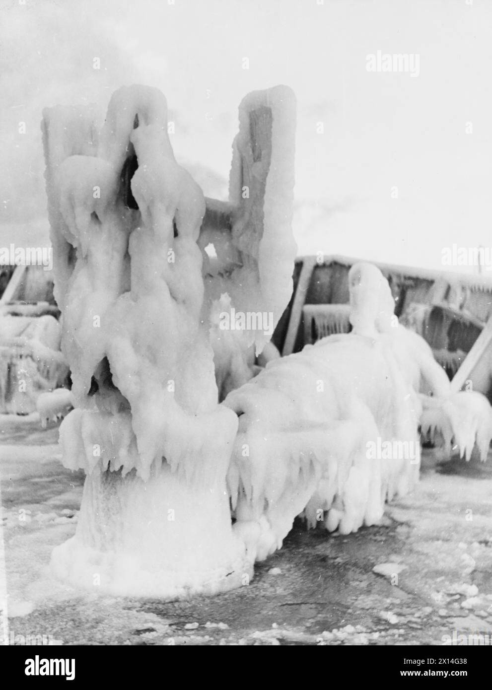 BRITISH WARSHIPS SAIL UNDER ARCTIC CONDITIONS IN NORTHERN WATERS. 1942 ...