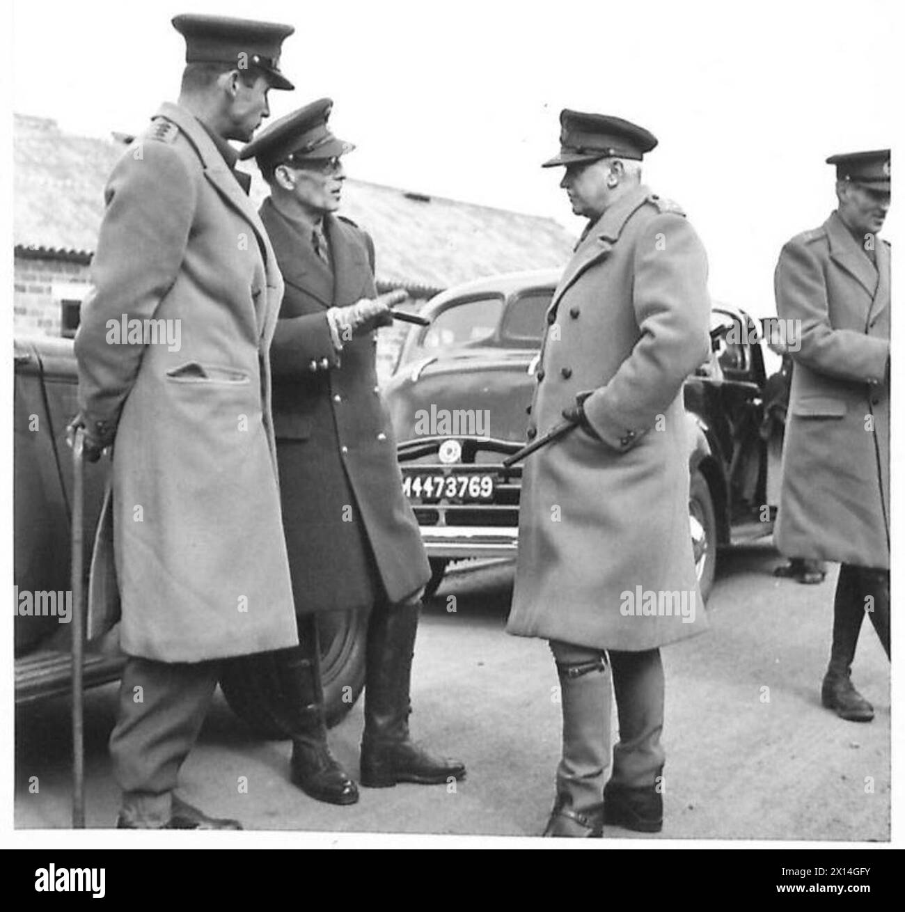 SPARTAN EXERCISE - The King of Greece talking to Lt.Gen. W.D. Morgan ...