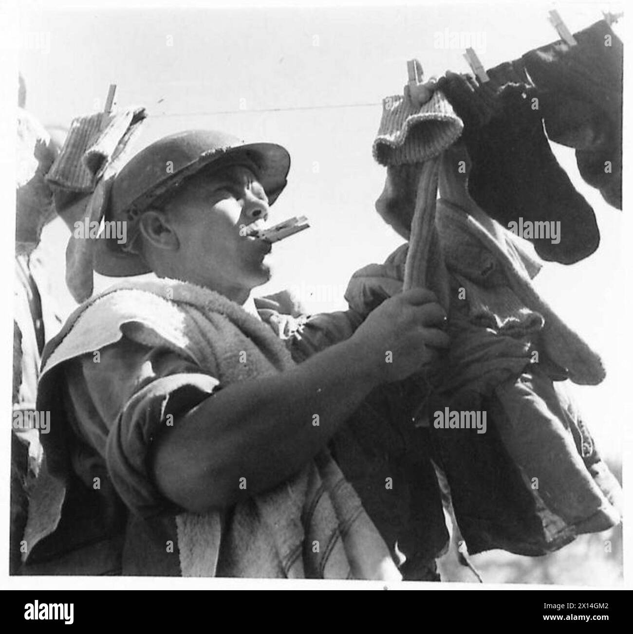 Soldiers washing socks hi-res stock photography and images - Alamy