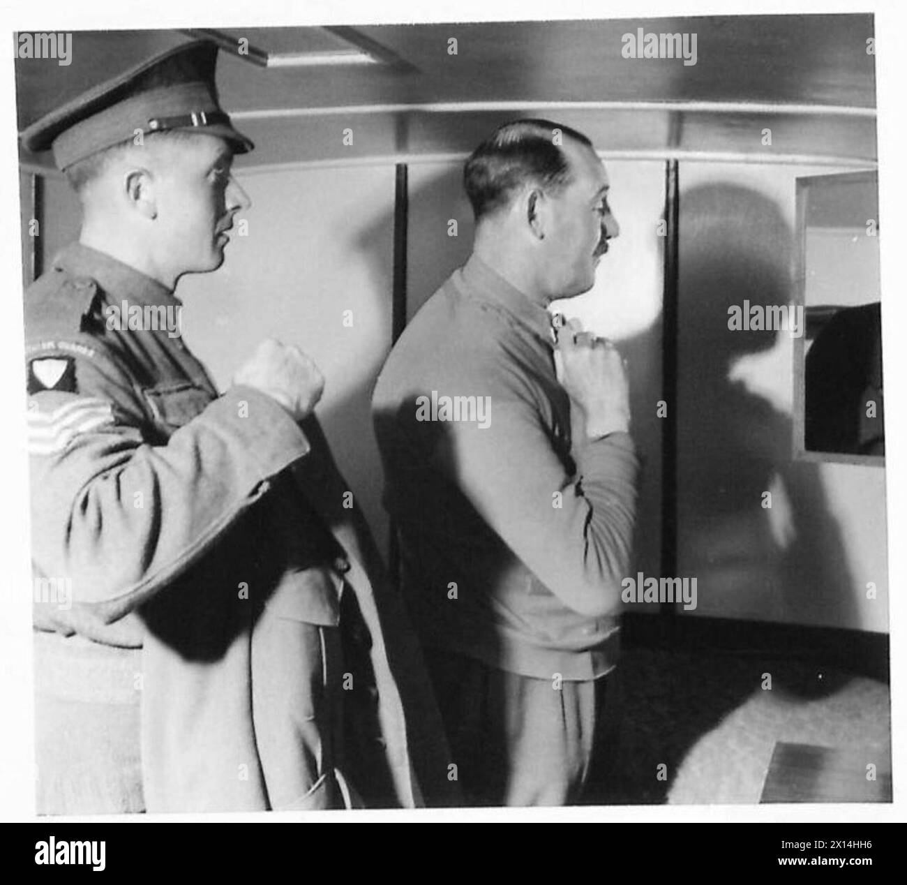 Army coat finishing hi-res stock photography and images - Alamy