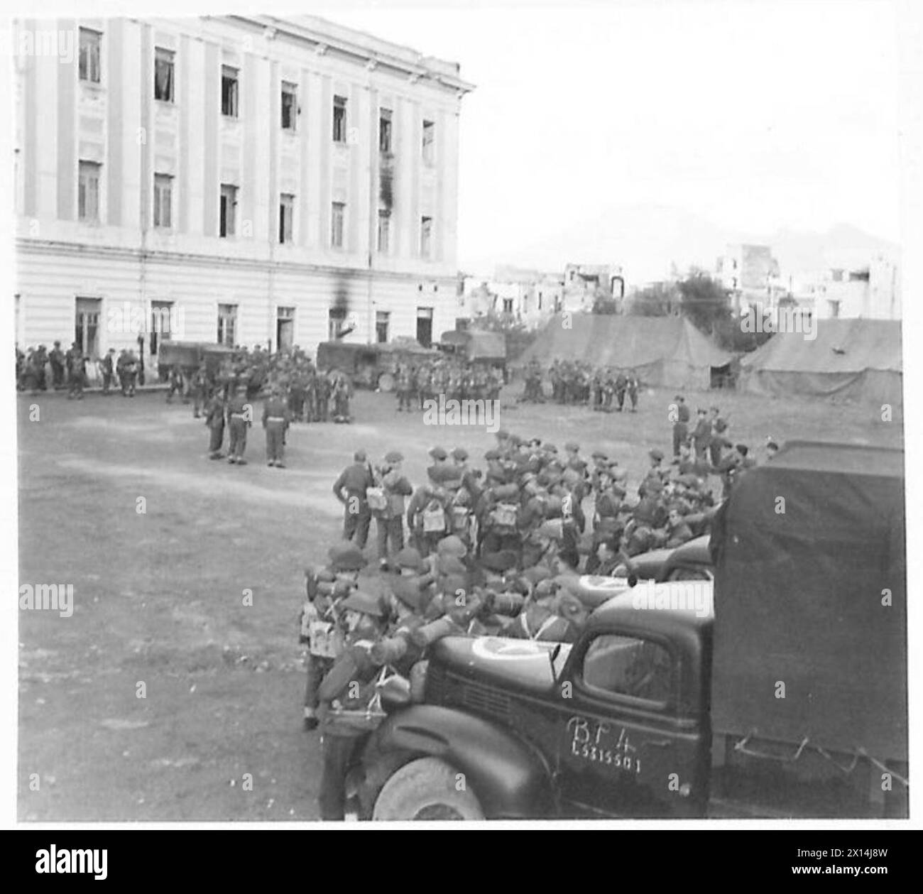 THE BATTLE OF ANZIO, JANUARY-JUNE 1944 - Guardsmen of the 1st Battalion ...